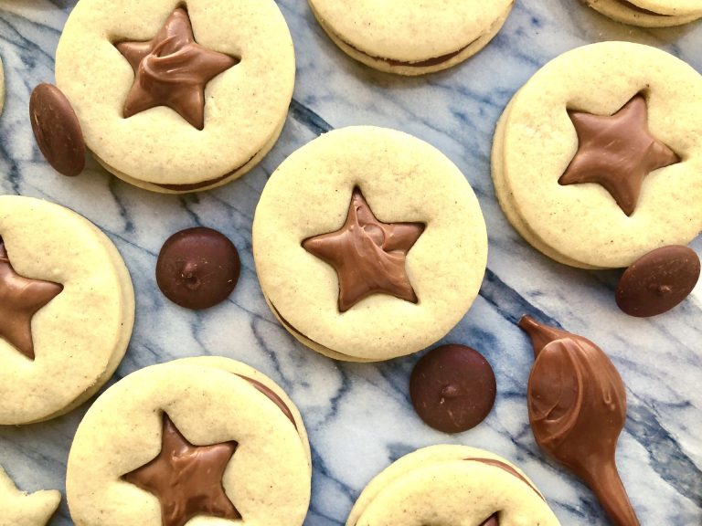 Star Biscuits with Milk Chocolate Ganache – Maverick Baking